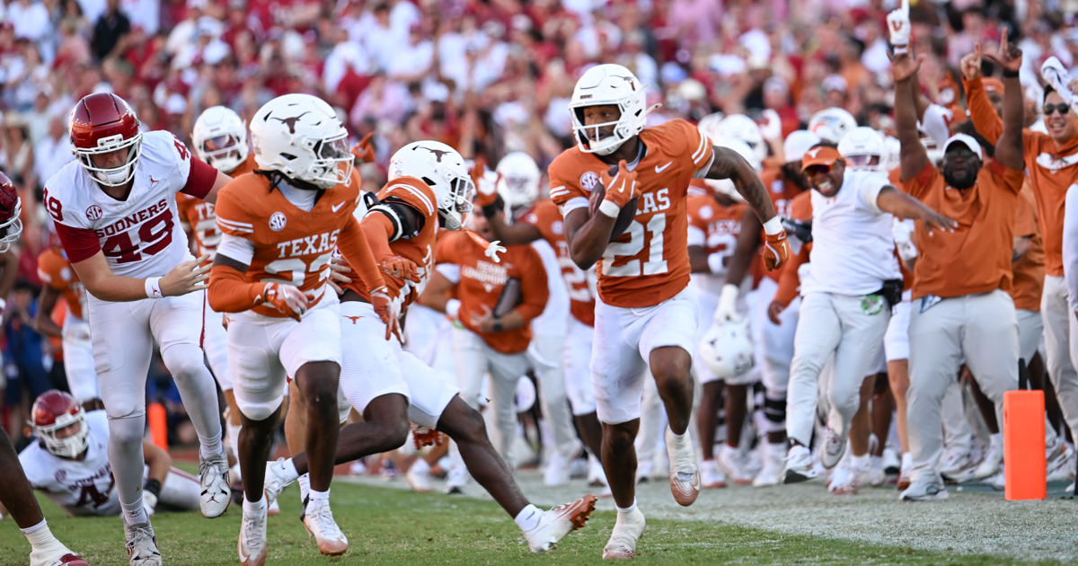 Texas moves to No. 21 in the Associated Press top 25 - On3