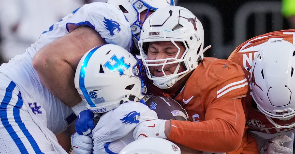 CJ Baxter, DJ Waller Jr. injury update: Kentucky, Texas reveal status ...