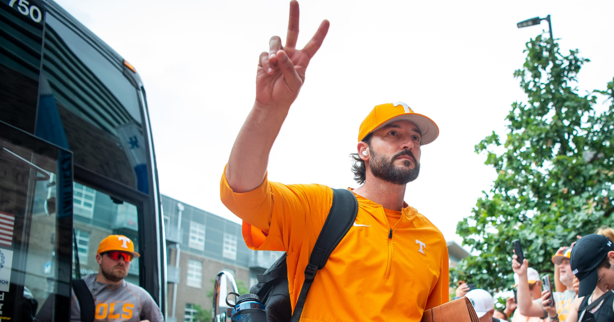 Tony Vitello accepts job as San Francisco Giants manager - On3