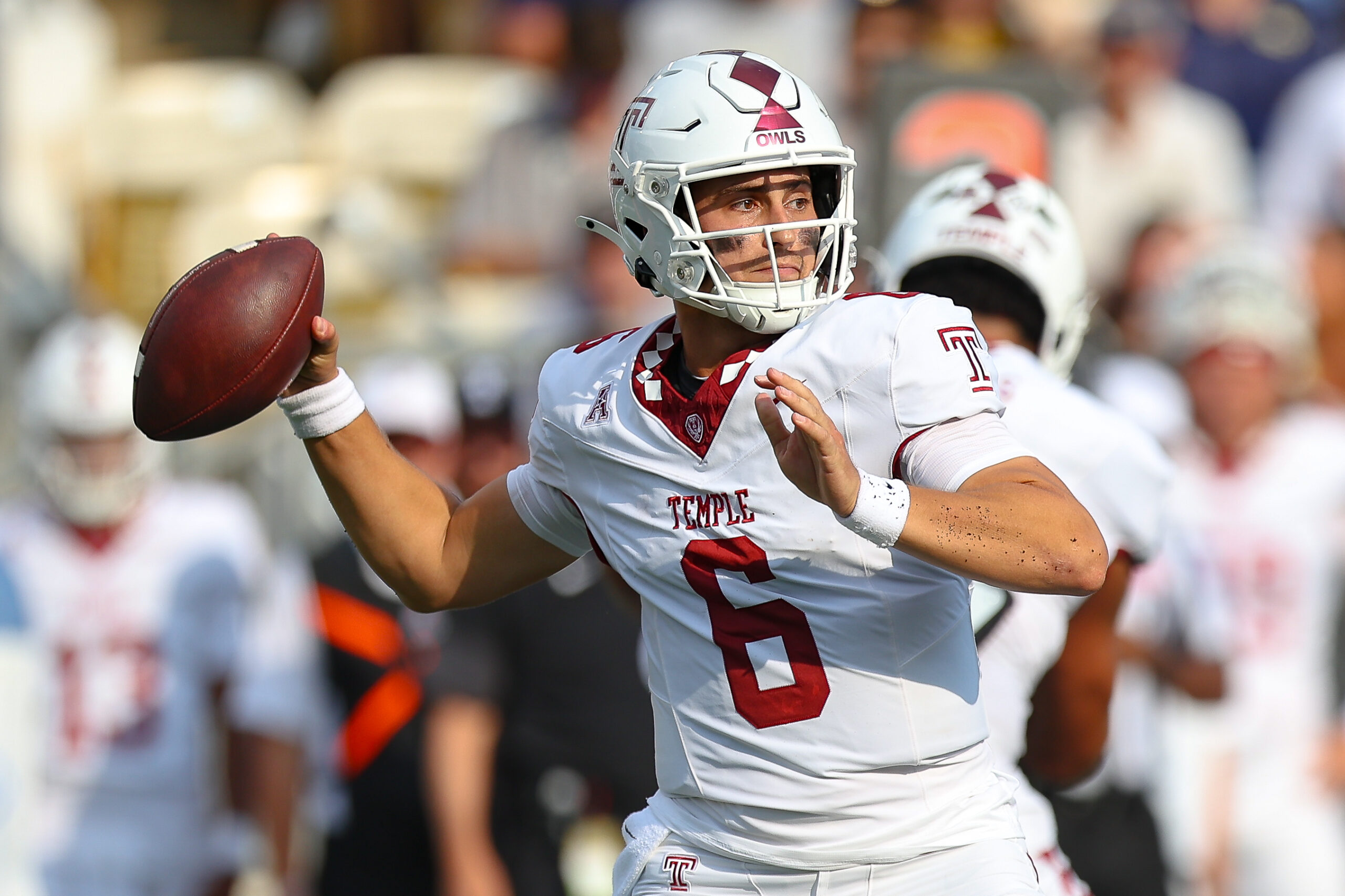 Temple rolls past Charlotte, 49-14, for first conference road win in ...