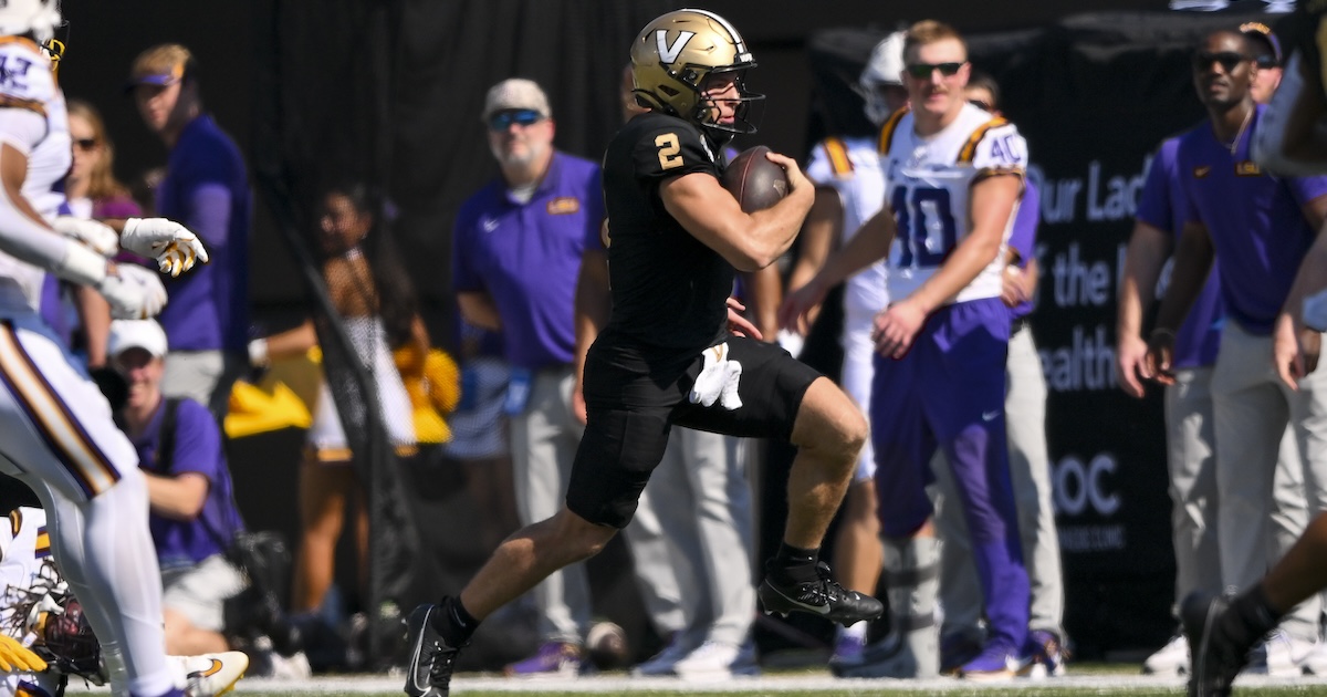 SEC announces Vanderbilt avoided fine due to 'delayed' field rush vs ...