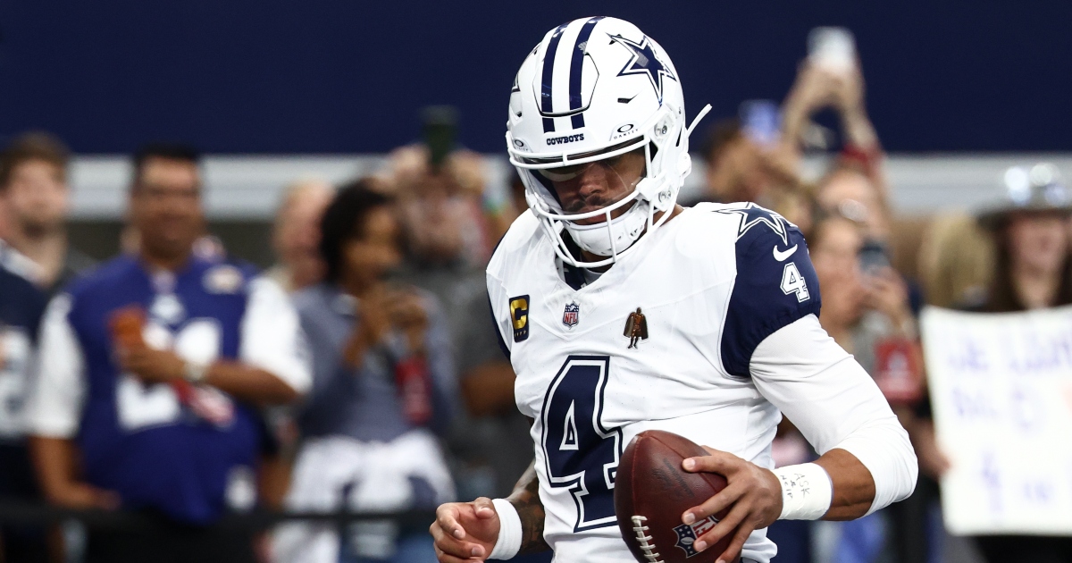 Dak Prescott injury update: Cowboys QB spotted with wrap on throwing hand, says 'nothing serious ...