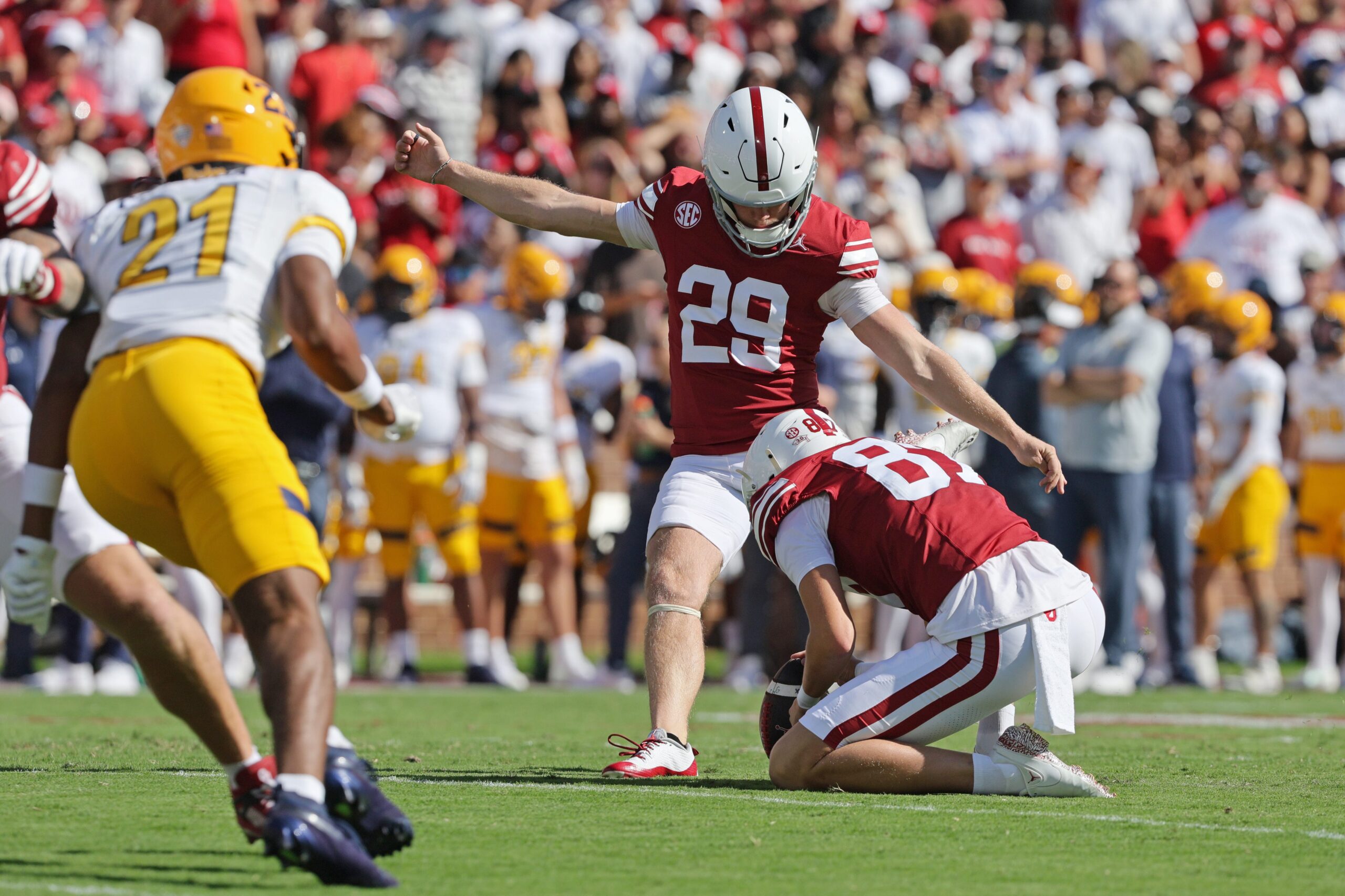 Kicker Tate Sandell becoming vital to OU's success - On3