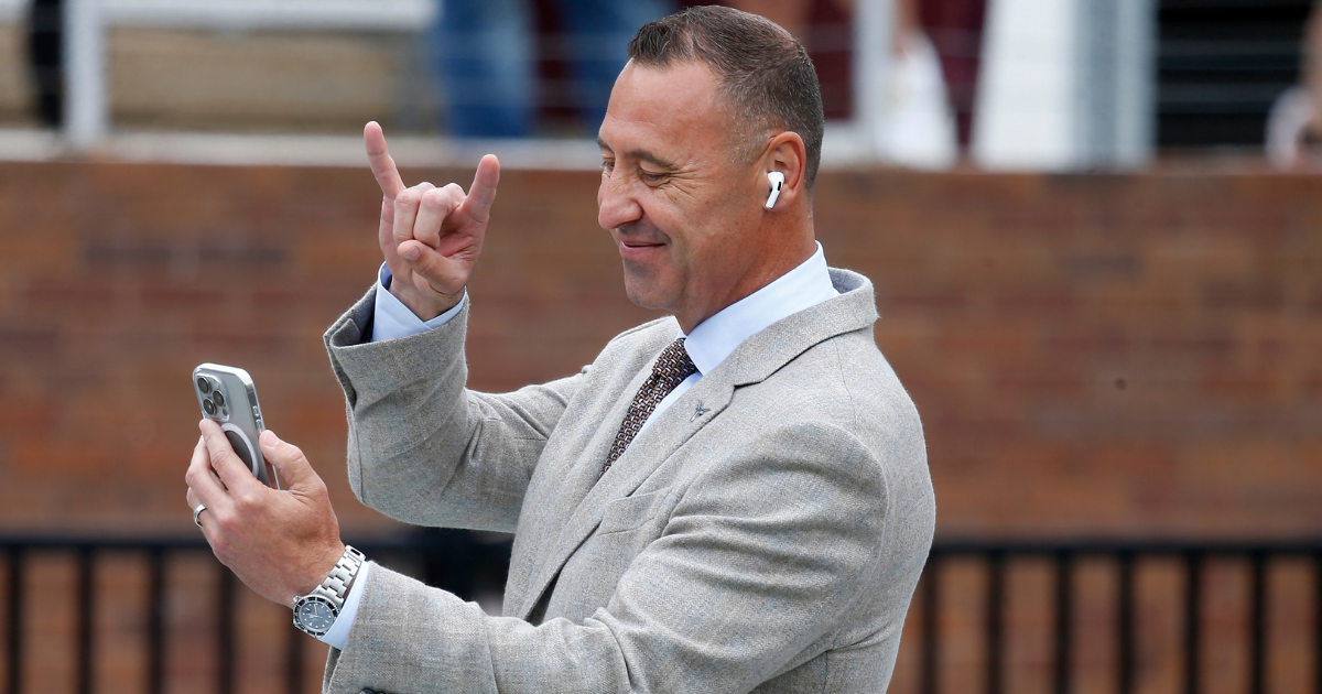 A Rebuttal to "If Texas Doesn't Sign X, They're Not All In!" - On3