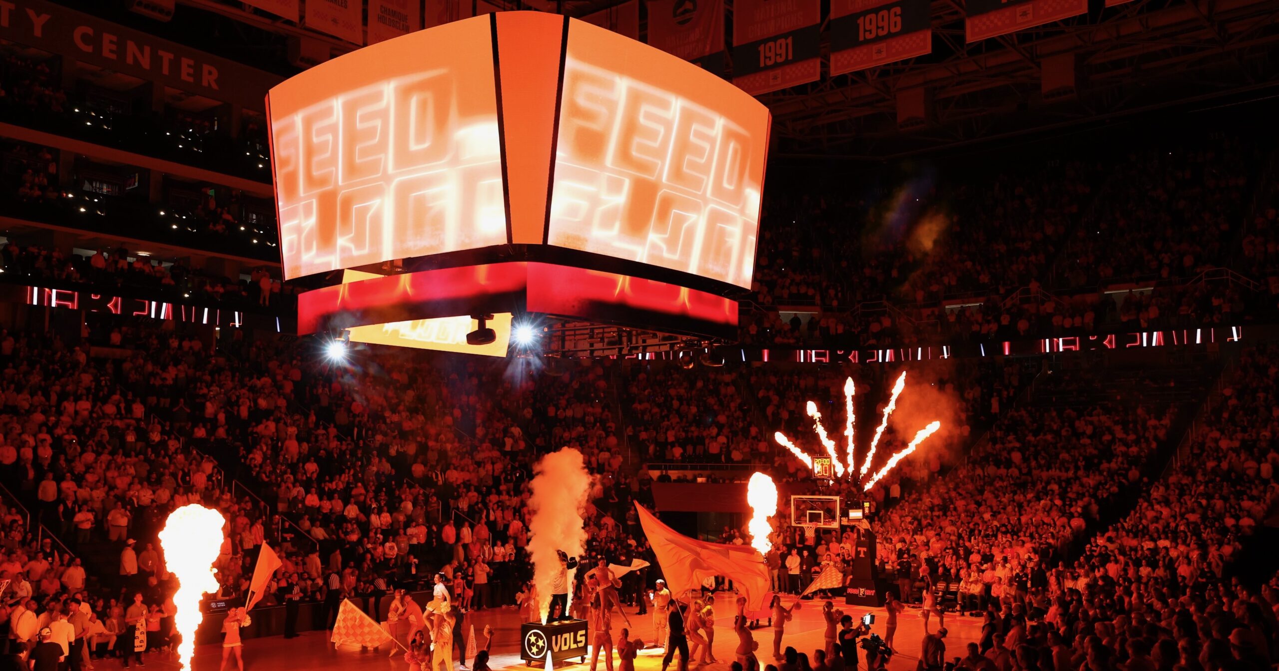 No. 18 Tennessee loses primetime exhibition vs. No. 6 Duke