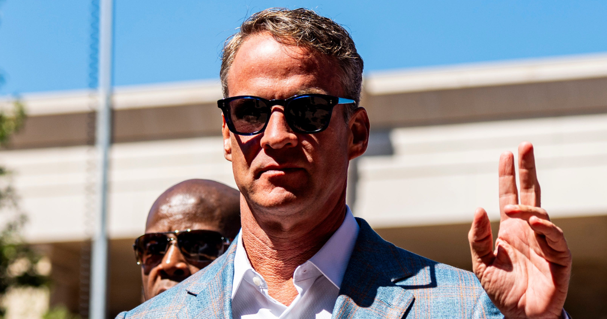 College GameDay questions whether schools can wait for Lane Kiffin in CFP