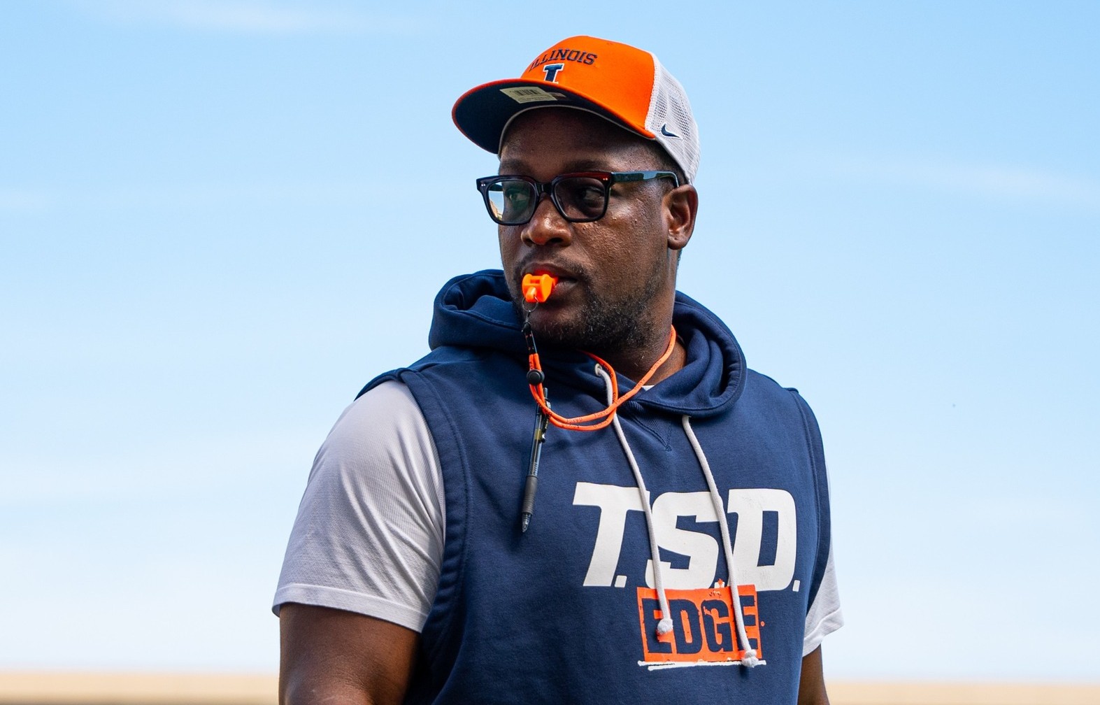 Notre Dame hires Illinois’ defensive coordinator Aaron Henry