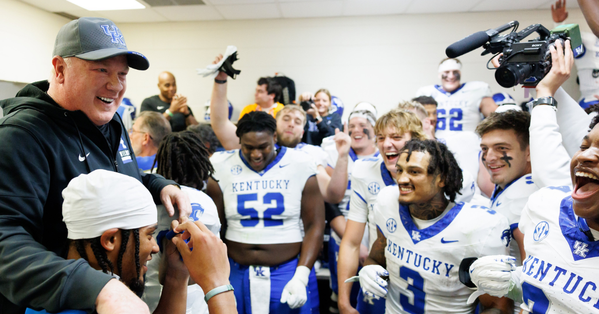 Kentucky players are motivated to take Mark Stoops off the hot seat - On3