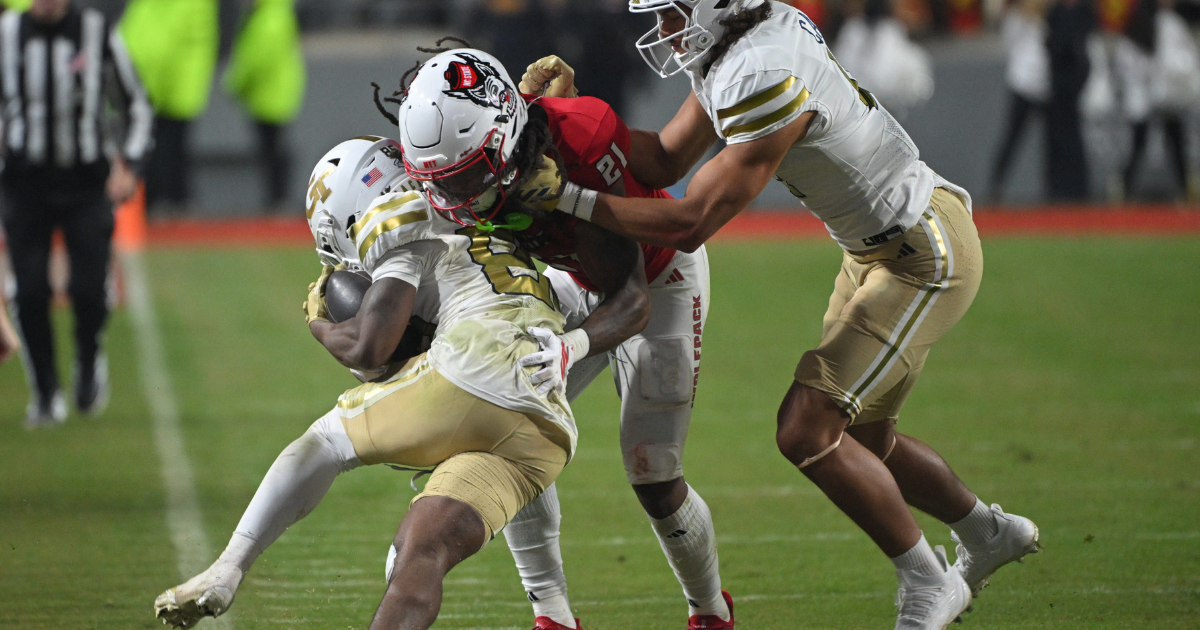 NC State football snap counts, PFF grades and notes: Defense vs. No. 8 ...