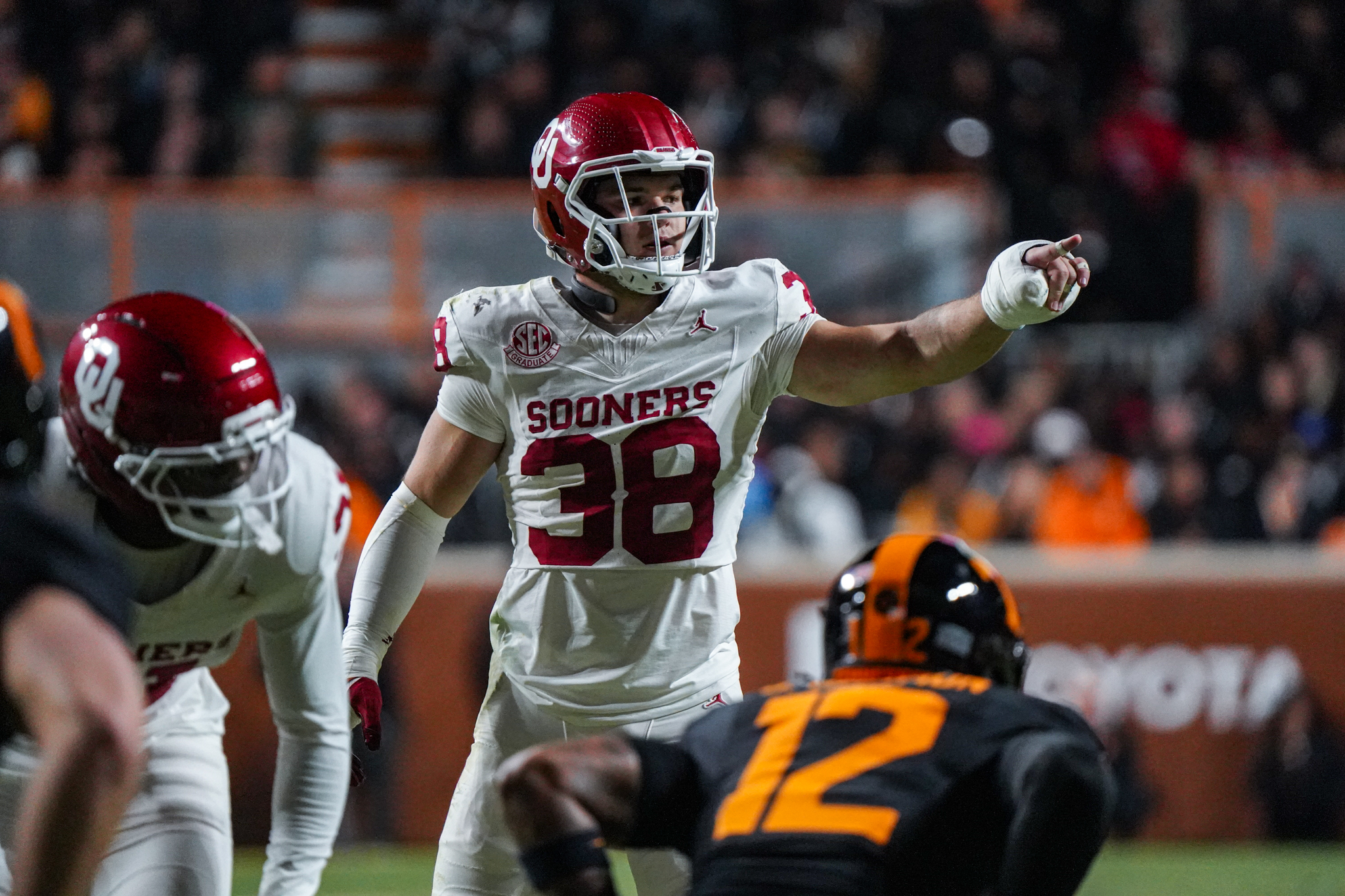 Owen Heinecke, Tate Sandell earn SEC weekly awards - On3