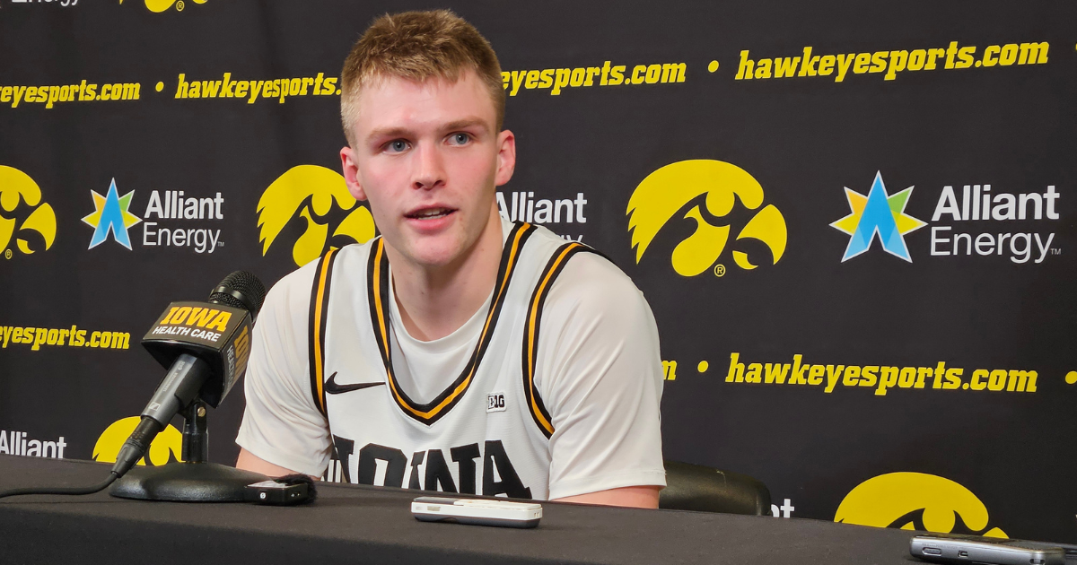 Stirtz and Banks help lead the way to victory