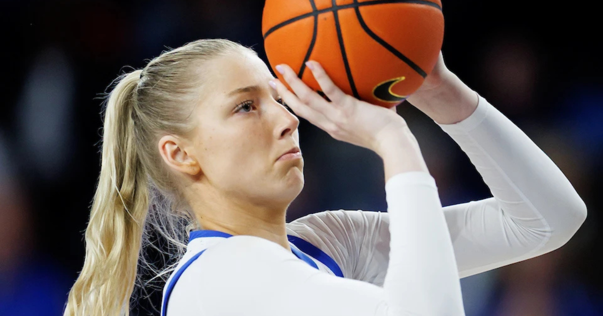 Clara Strack erupts for 27 PTS, 12 REBS and four BLKS as Kentucky beats ...