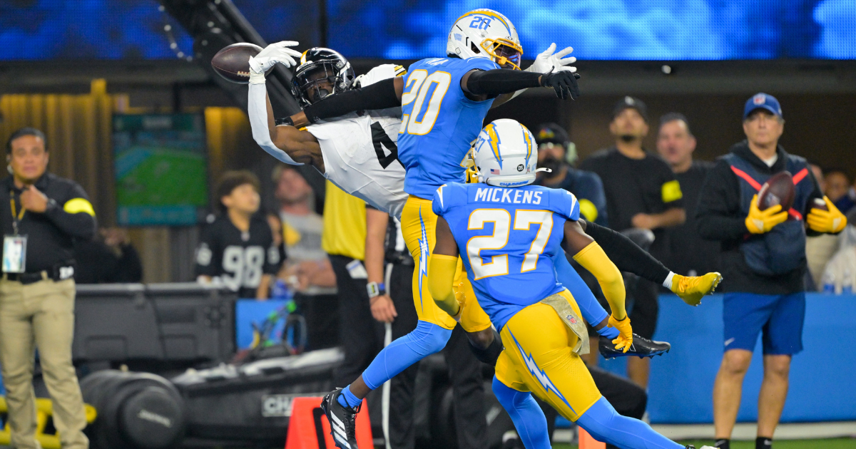 Notre Dame in the NFL: Cam Hart locks down Steelers