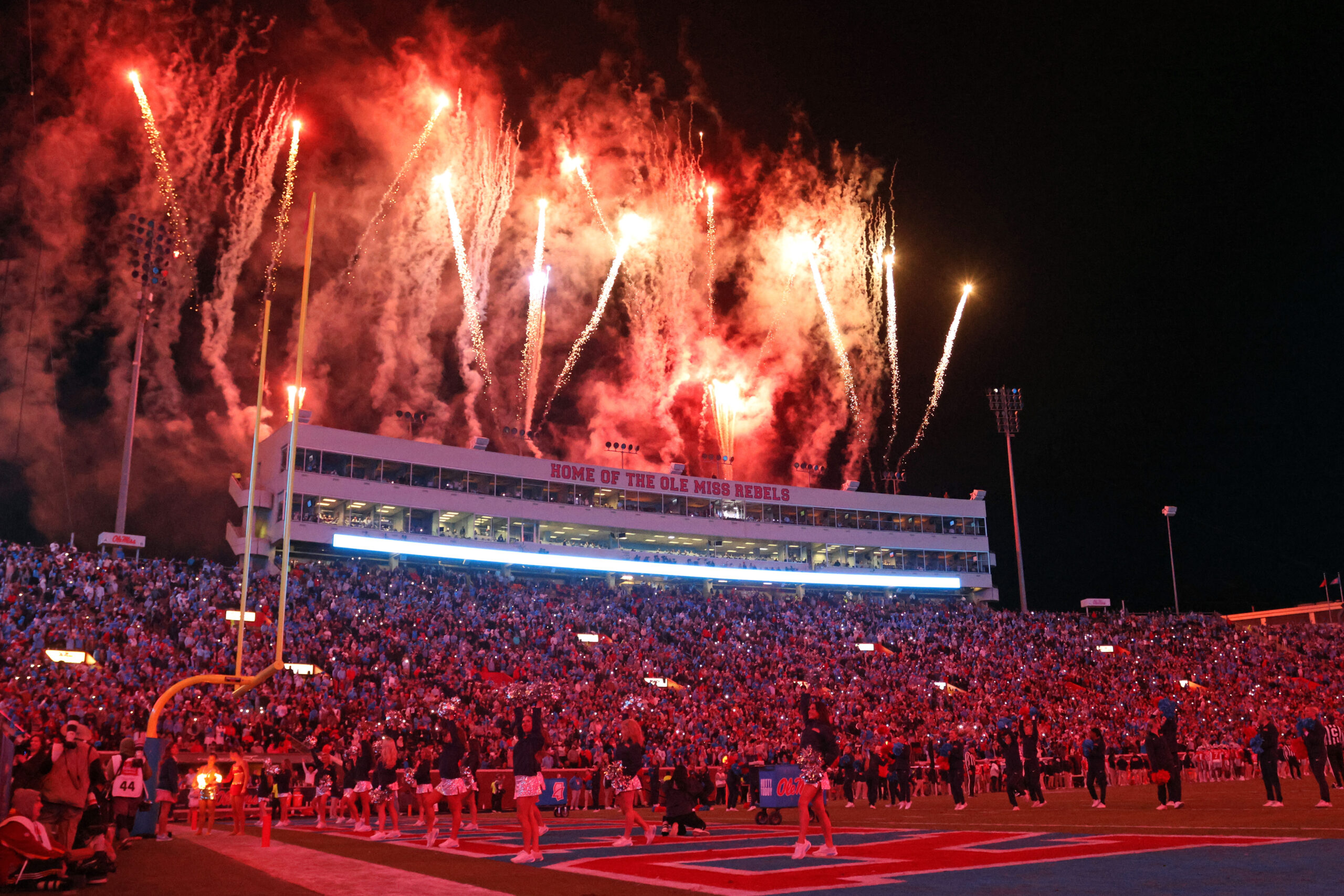 Ole Miss to host throwback 'crootapalooza' with loaded visitor list