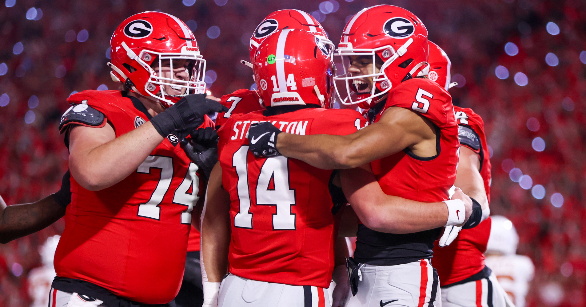 Halftime Notes: Georgia leads Texas 14-3