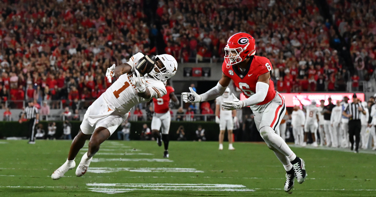 Texas drops the ball, and likely any hopes of the College Football ...