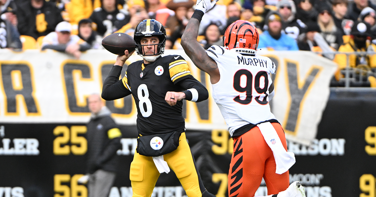 Aaron Rodgers injury: Steelers QB questionable to return dealing with hand issue vs. Bengals - On3