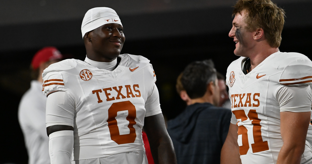 Anthony Hill, Ryan Wingo listed on Texas' initial pre-Arkansas injury ...