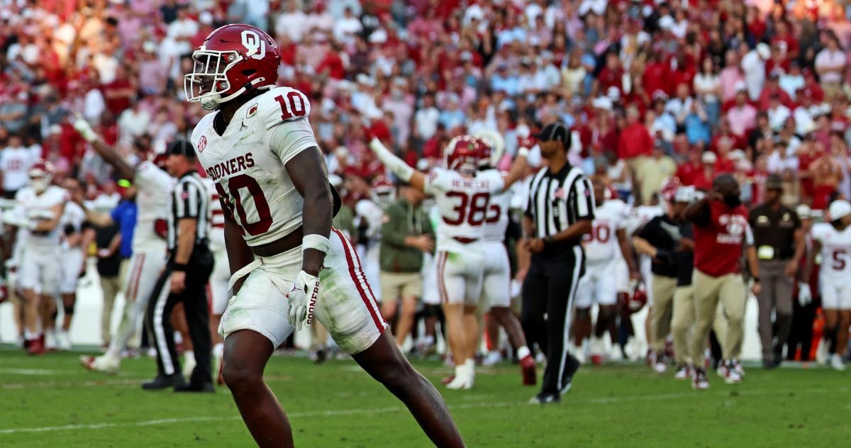 OU linebacker Kip Lewis named Bednarik Player of the Week