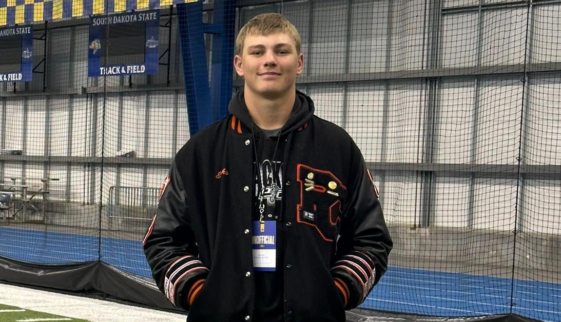 UCF making push to flip South Dakota TE commit Brooks Hall - On3