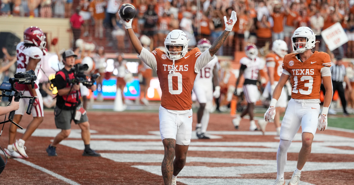 Texas wide receiver corps bounces back to play a key role in Arch ...