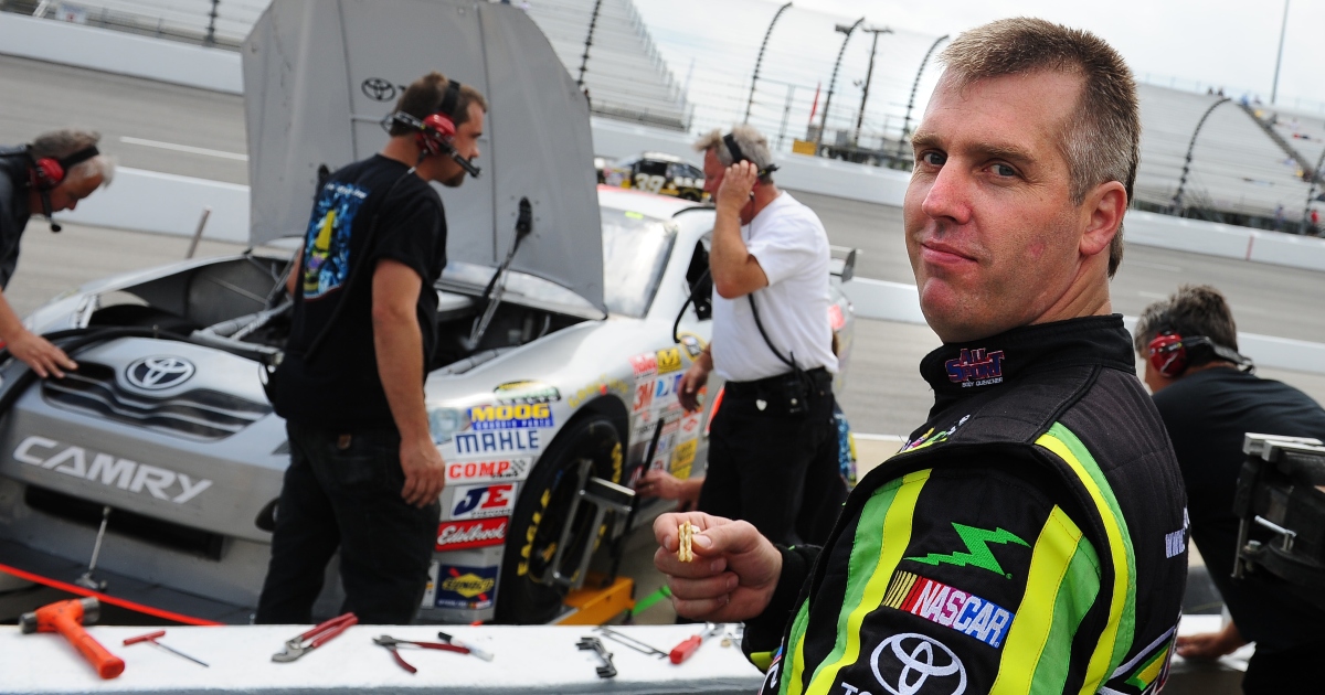 Jeremy Mayfield rips NASCAR over leaked messages: 'This is who they are'