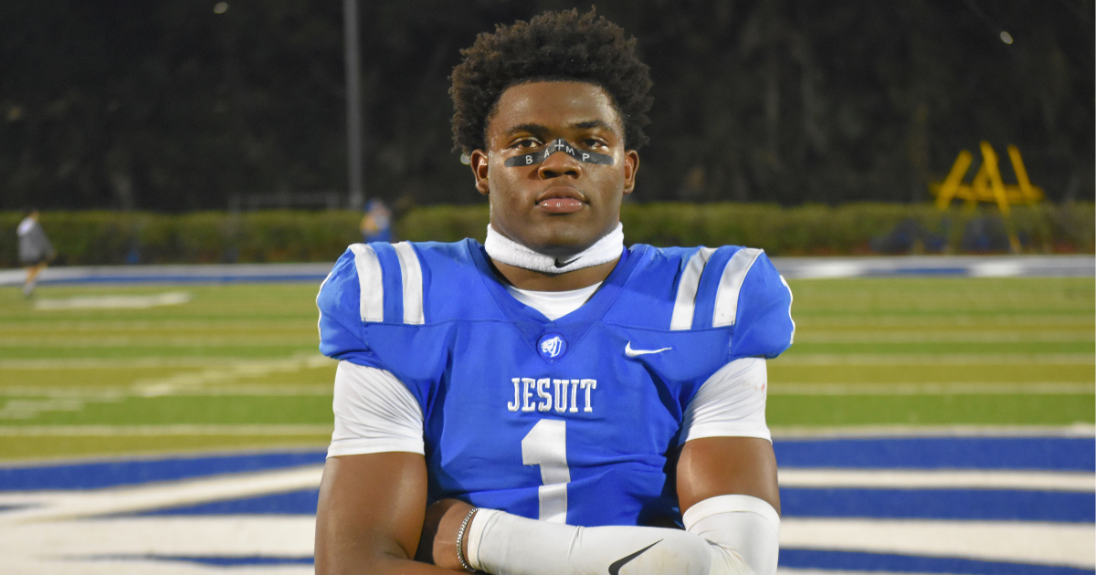 Top Notre Dame target Kaden Henderson scores defensive touchdown in playoff win