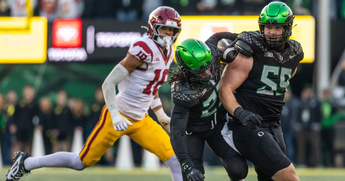 Fox Crader Embodies Oregon's Next Man up Mentality