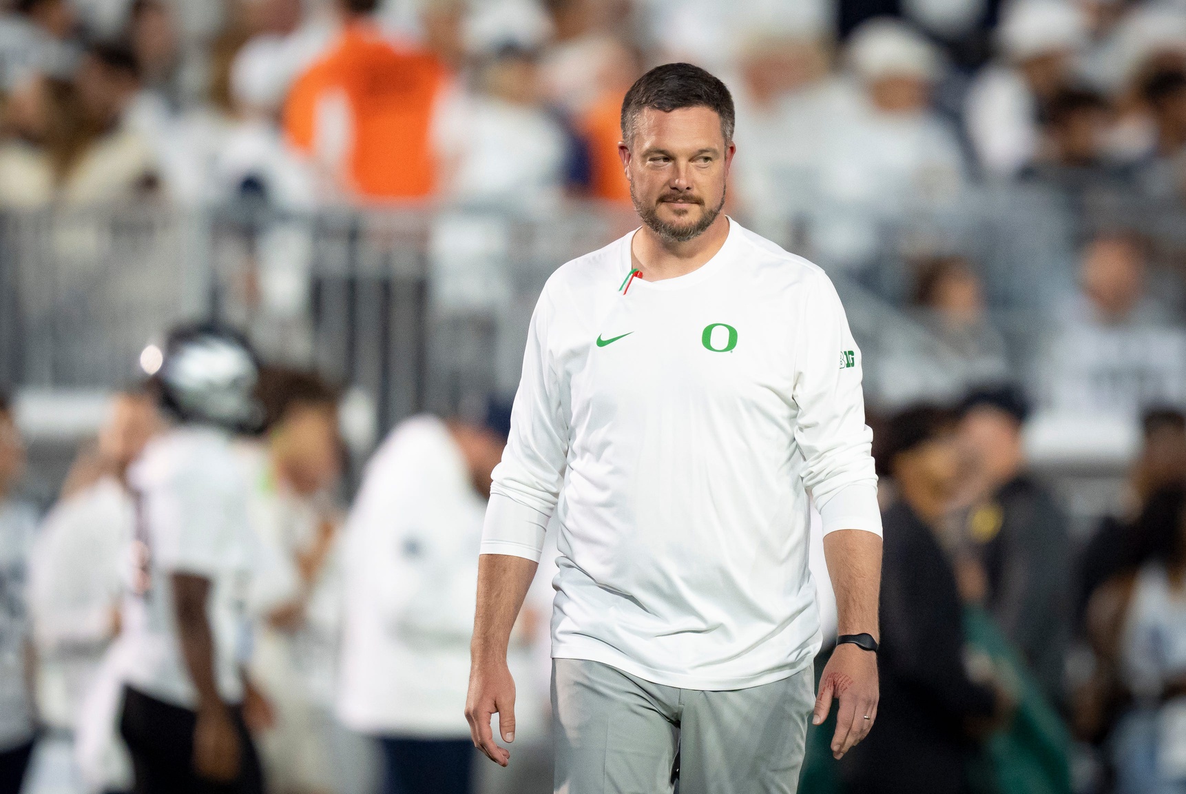 Oregon's 2027 Recruiting Efforts Will Need to Kick it Up a Level - On3