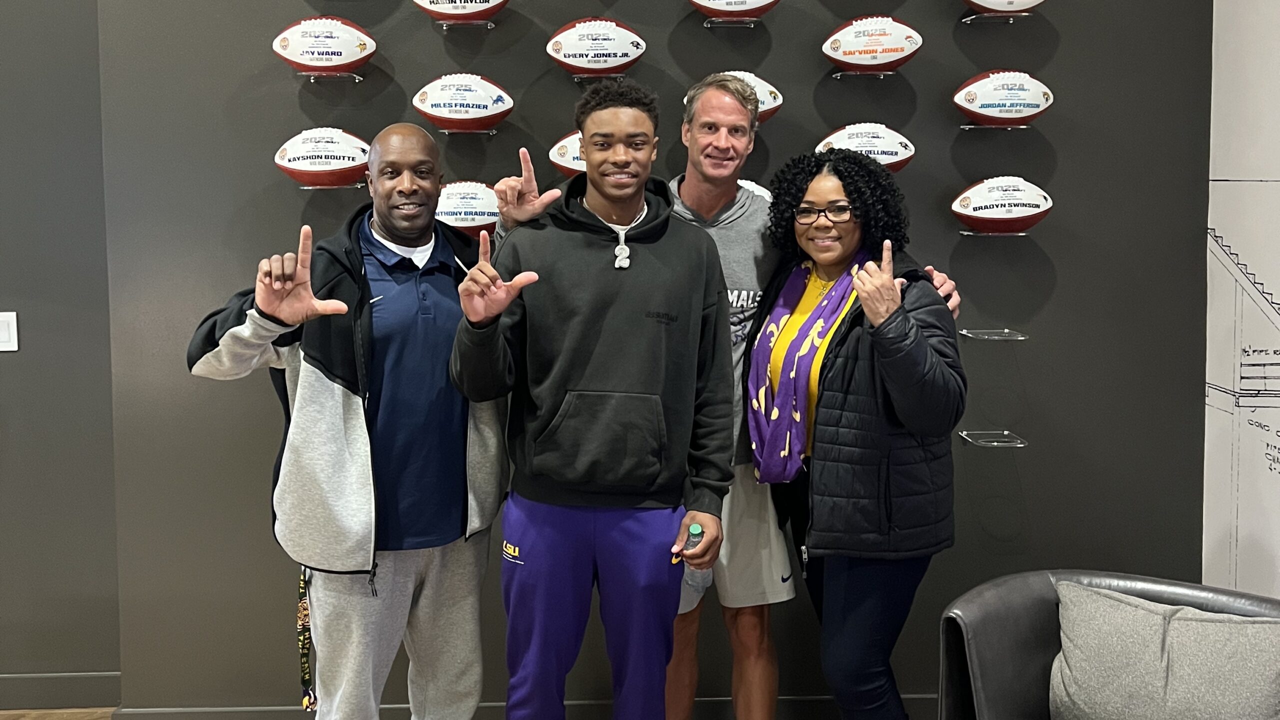 4-Star WR Brayden Allen commits to LSU, praises Lane Kiffin - On3