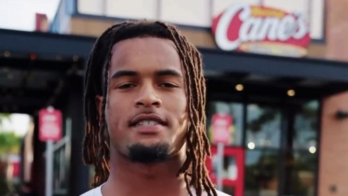 Raising Cane’s signs four UCF players as “Caniac Ambassadors”