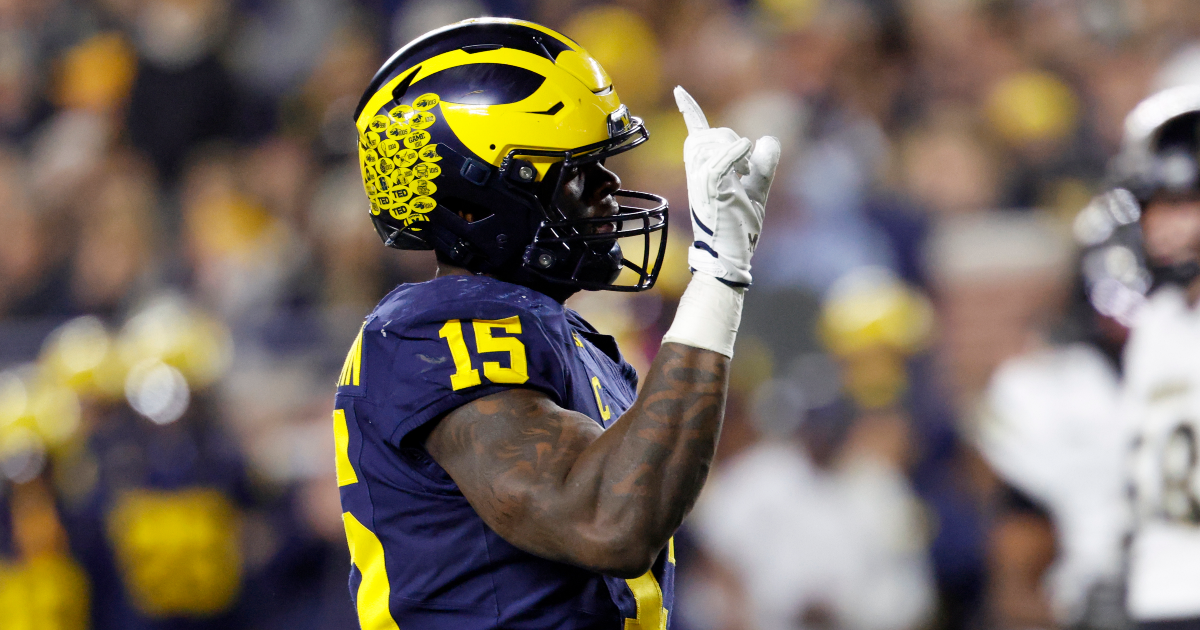 Michigan LB Ernest Hausmann announces medical retirement