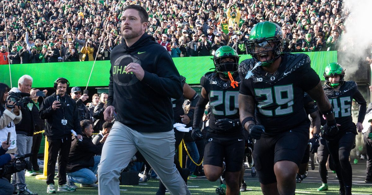 Will Oregon Sign the No. 1 Recruiting Class in 2027?