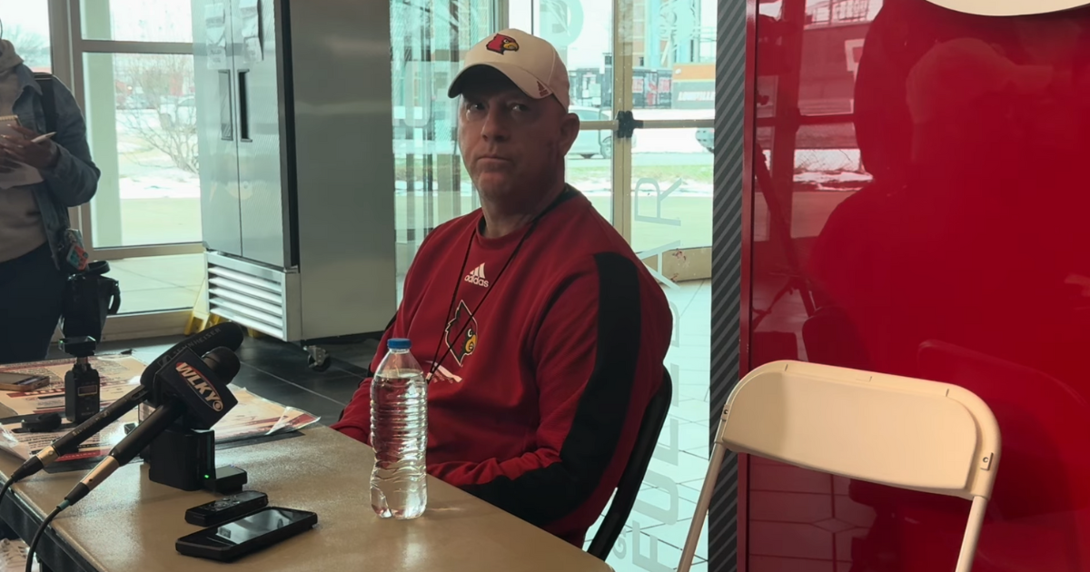 VIDEO: Louisville's Jeff Brohm, Miller Moss, Clev Lubin preview Boca ...