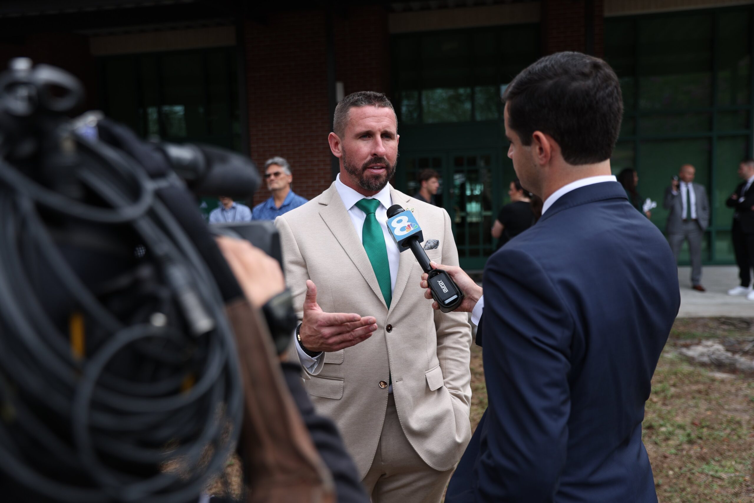 Hartline's first USF staff is taking shape - On3