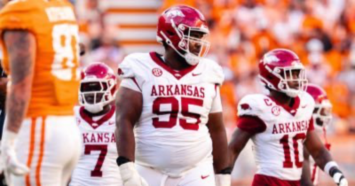 Texas to receive a visit from Arkansas DT Ian Geffrard - On3