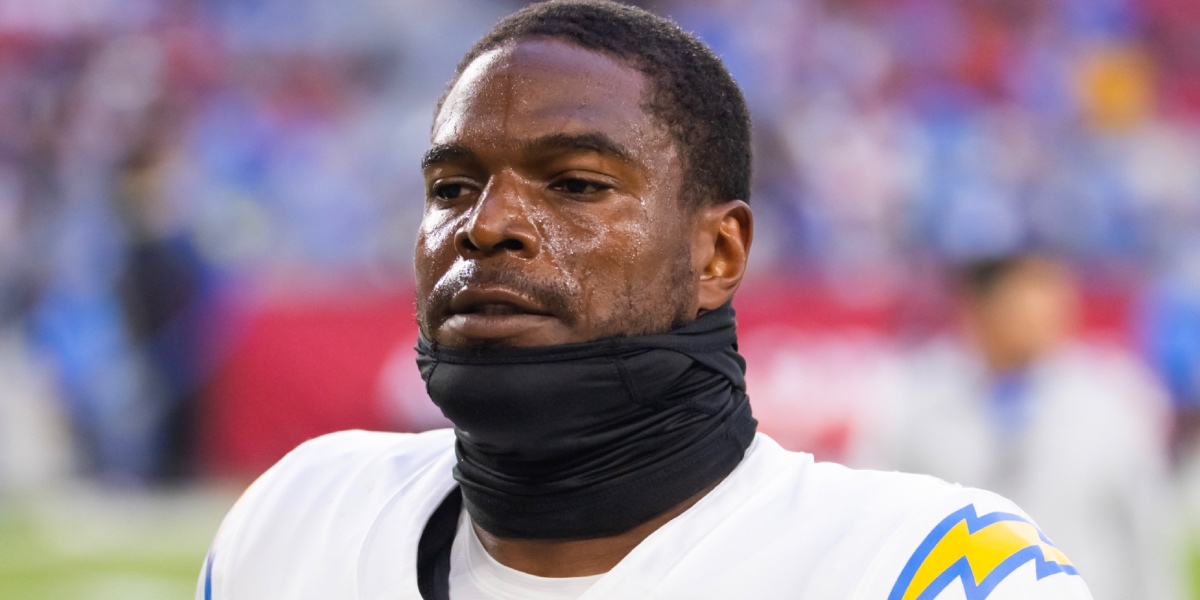 Chargers LB Denzel Perryman suspended two games for hit on Cowboys WR ...