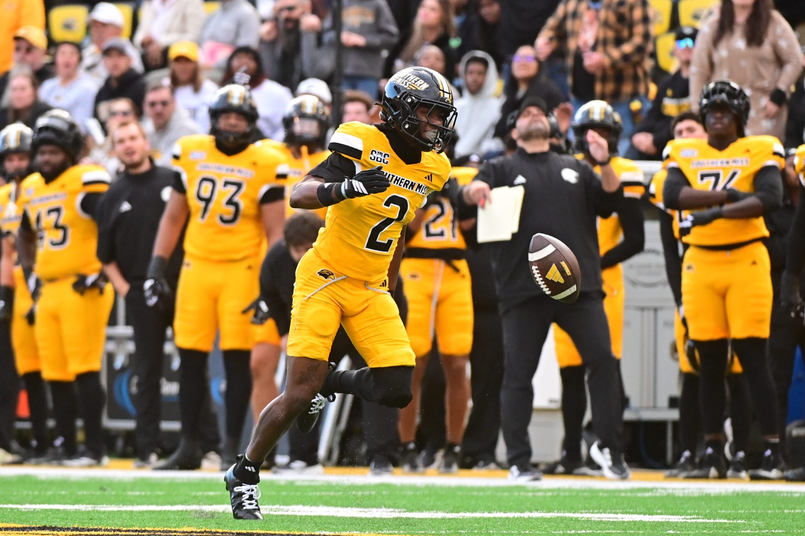 Tychaun Chapman signs with Memphis - On3