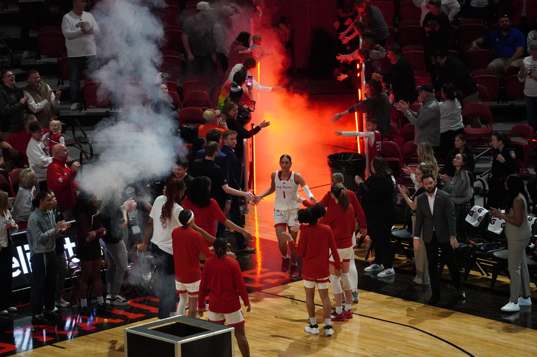 Not Pretty, Still Perfect: Texas Tech Outlasts Houston for 19–0 Start