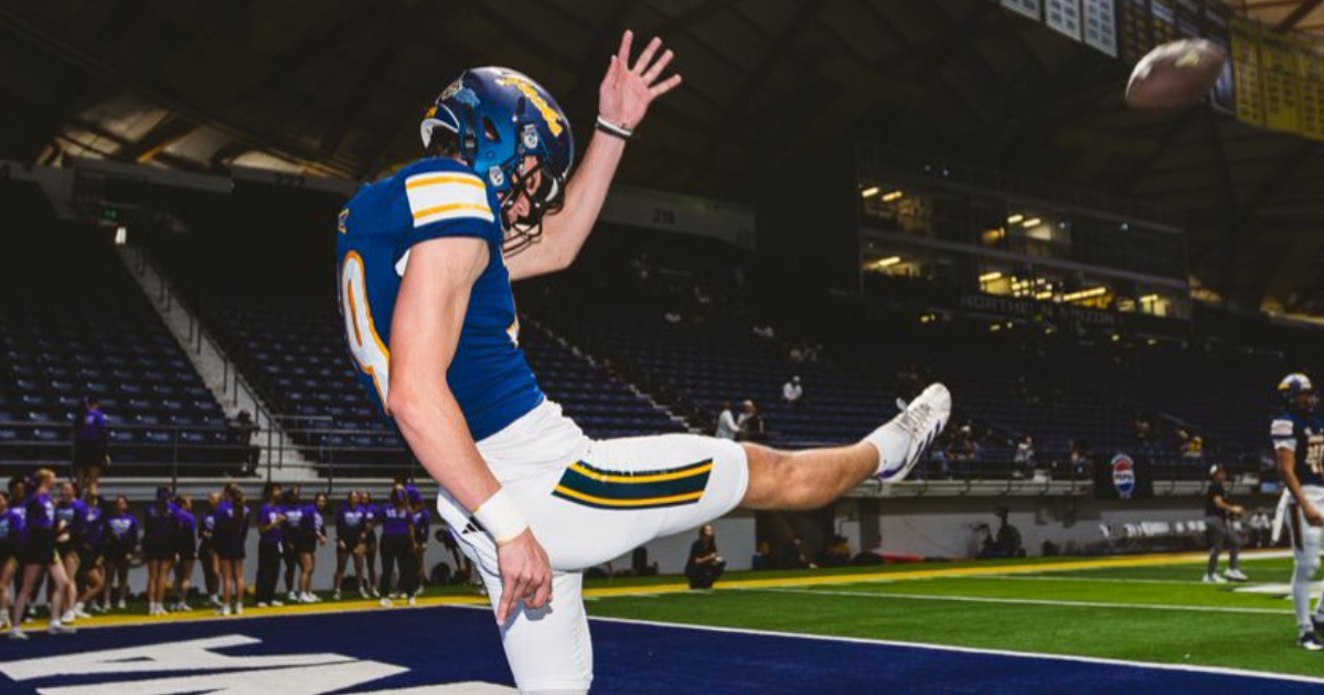 Michigan State lands transfer punter Alex Weeks