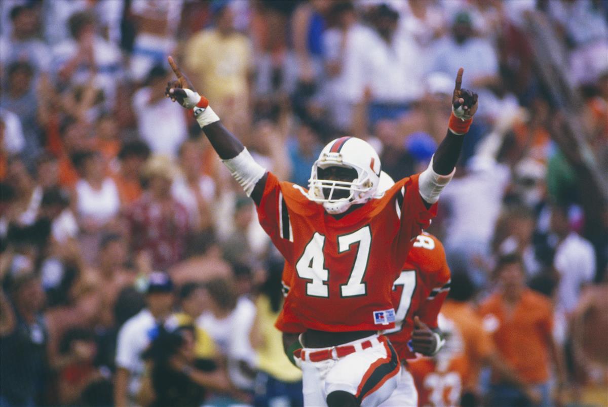1987 national champions honored at halftime of Miami-UNC game