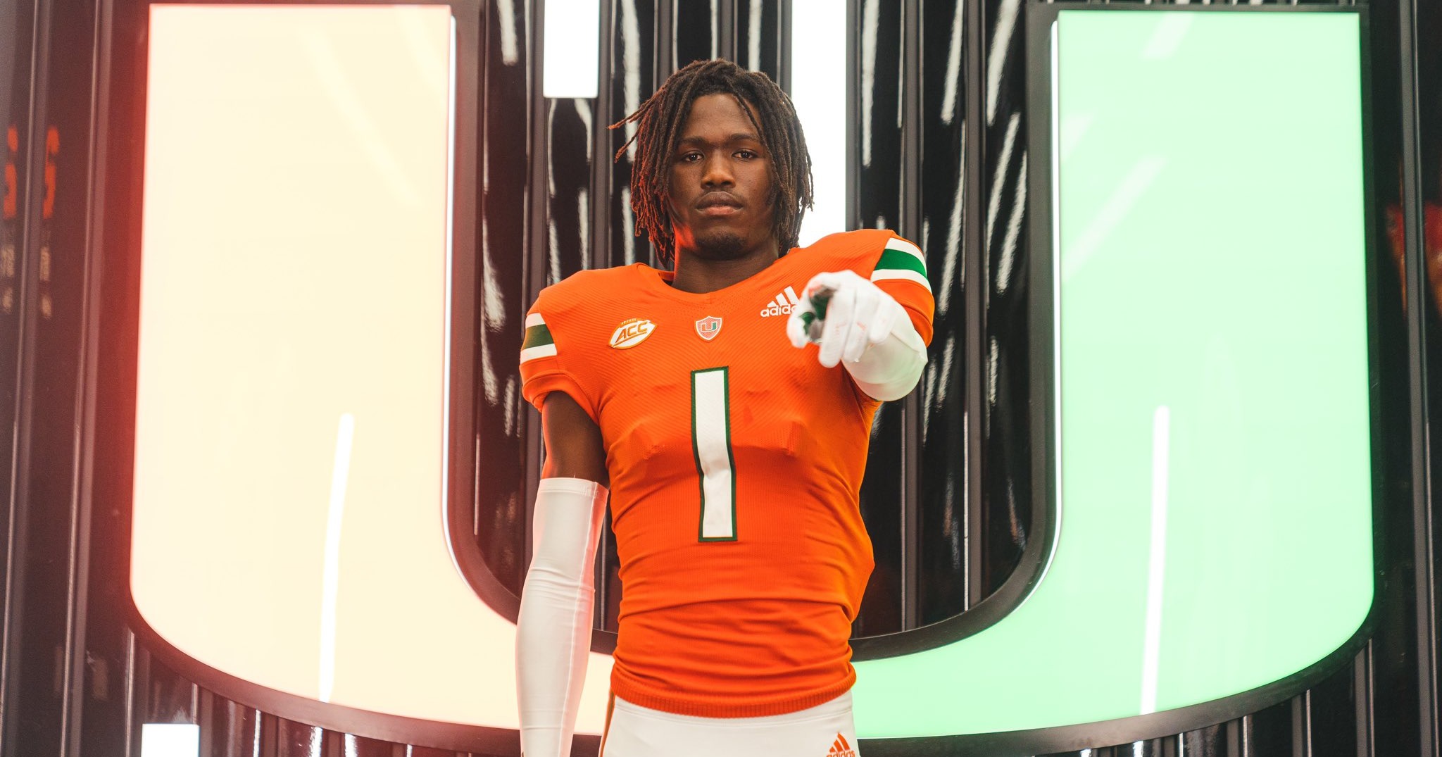 Miami area speedy playmaker signs with UM, could have early role